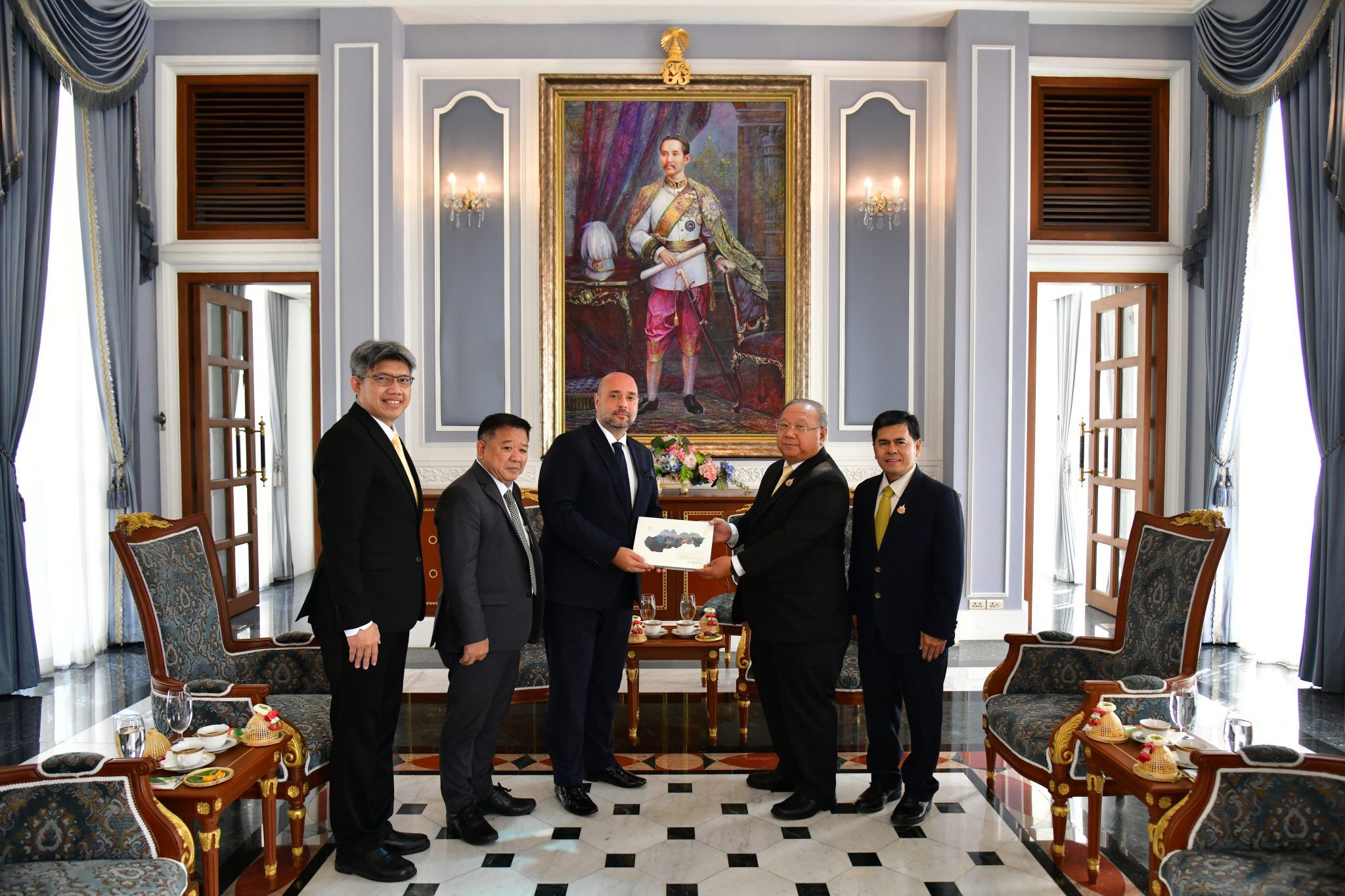 Stáž sudcu Petra Potáscha na Najvyššom správnom súde Thajského ...